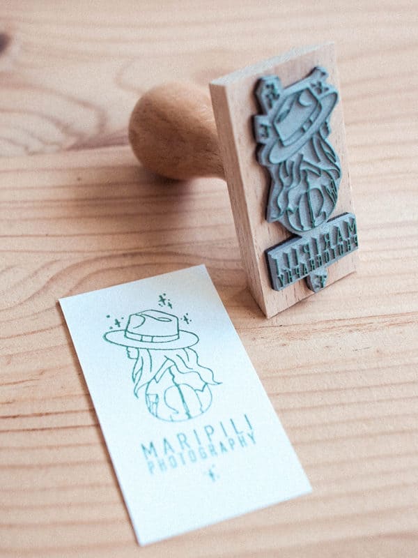 Tampon Logo 30 x 60 mm - Tampon encreur en bois - Bloomini Studio